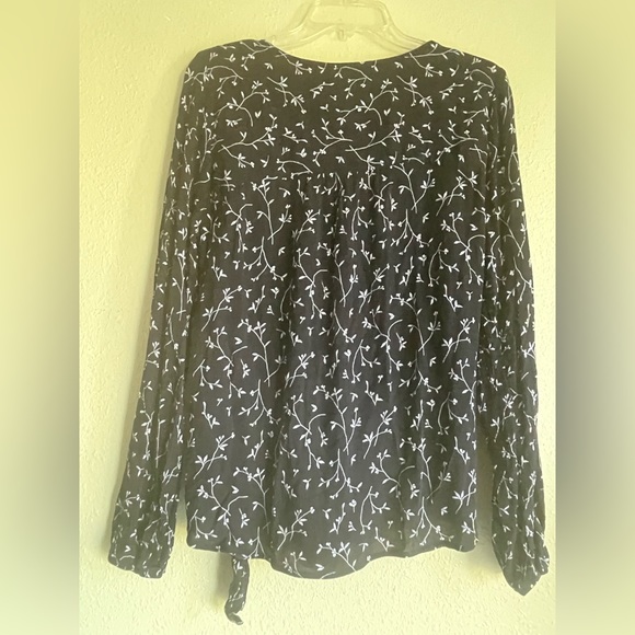 Universal Thread | Tops | Universal Thread Blouse | Poshmark